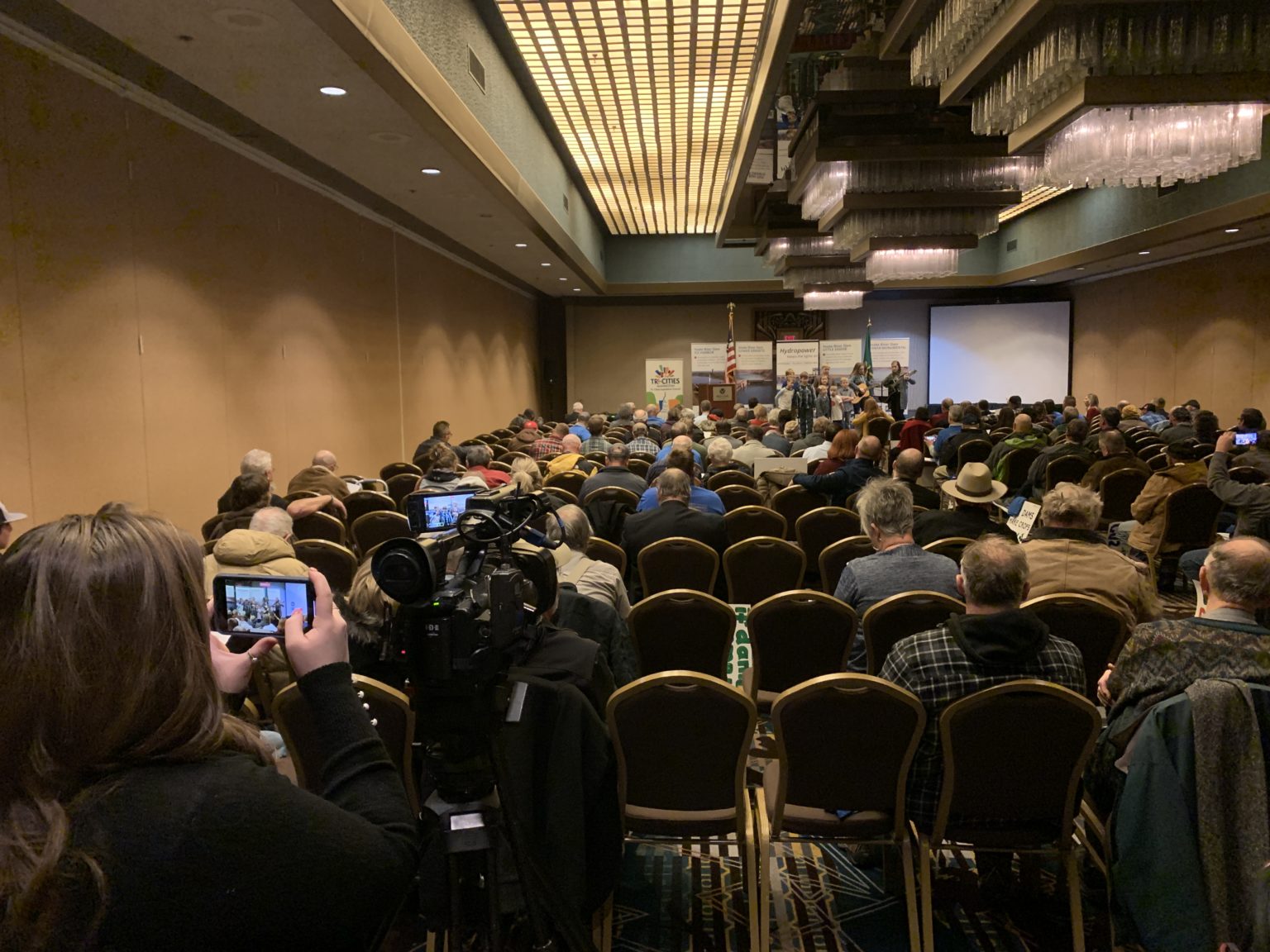 NEWS: Nearly 150 attend Pasco rally supporting Snake River dams - TRIDEC